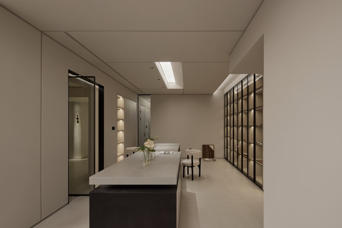 YINJISPACE - J Architect x J Architect Office